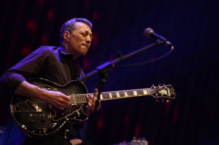 Vinny Valentino – The website for guitarist/composer Vinny Valentino